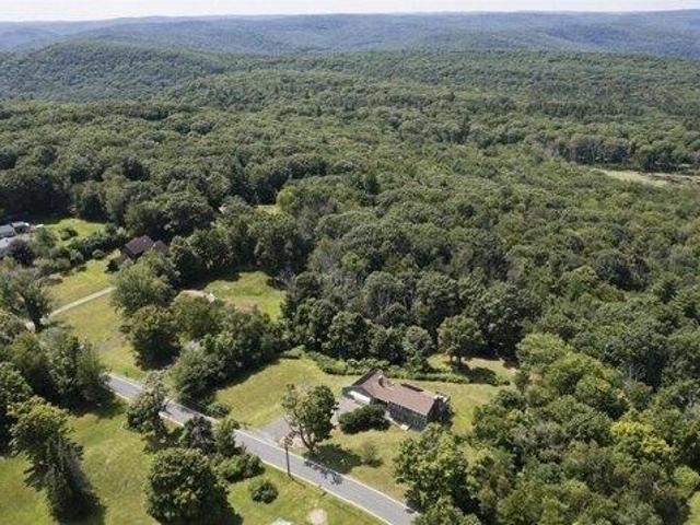 house with 3 bedroom, Montgomery MA ES105080484