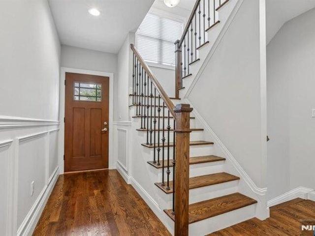 house with 3 bedroom, Montvale NJ ES105125675