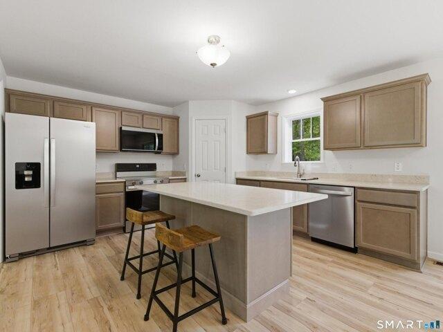 house with 3 bedroom, Montville CT DS104077746