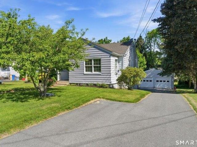 house with 3 bedroom, Montville CT DS104114582