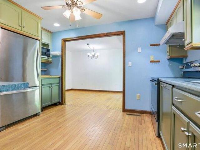 house with 3 bedroom, Montville CT ES103189727