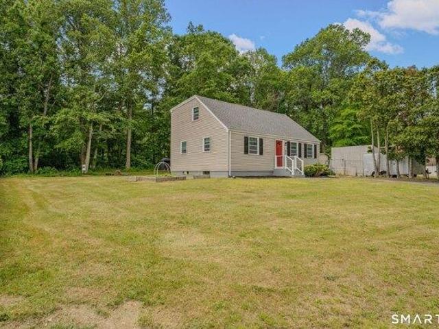 house with 3 bedroom, Montville CT ES104077924