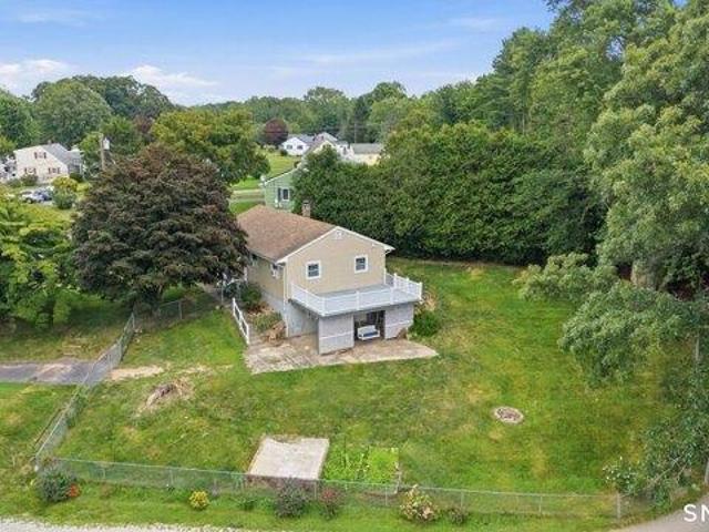 house with 3 bedroom, Montville CT ES105289903