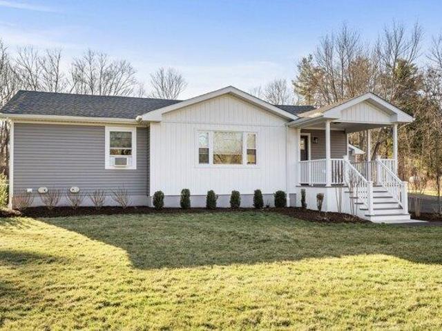 house with 3 bedroom, Monroe CT DLS89491662