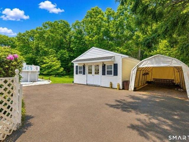 house with 3 bedroom, Monroe CT ES103098083