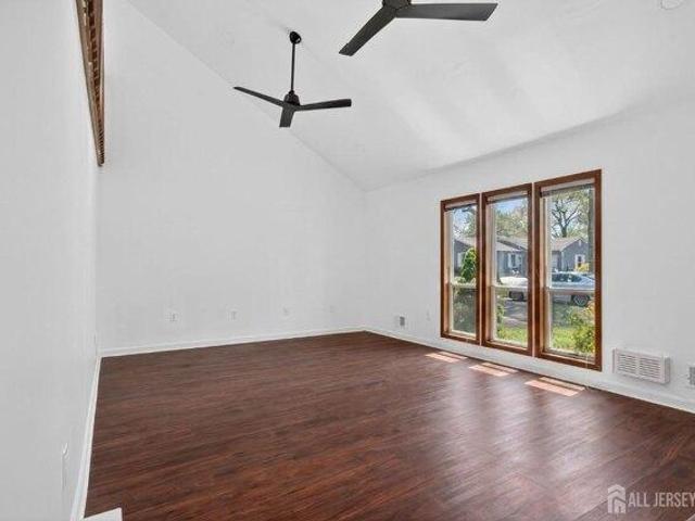 house with 3 bedroom, Monroe NJ DS102284512
