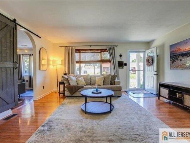 house with 3 bedroom, Monroe NJ ES105176159