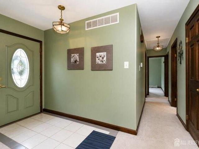 house with 3 bedroom, Monroe NJ ES105207934