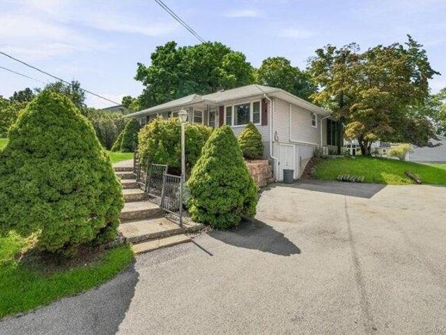 house with 3 bedroom, Monroe NY ES105192242