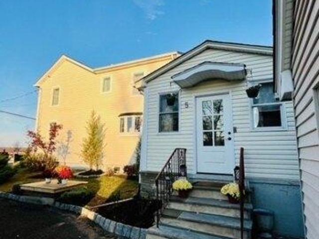 house with 3 bedroom, Monroe Township NJ DLS102799423