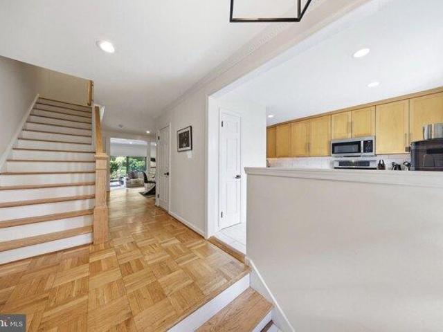 house with 3 bedroom, Moorestown NJ DLS102561885