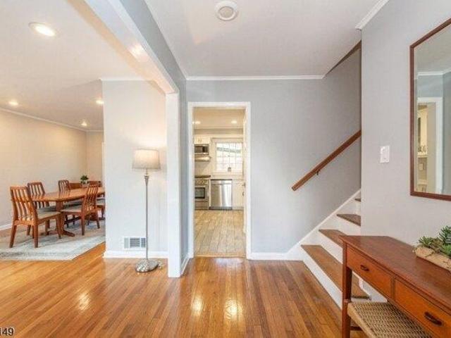 house with 3 bedroom, Morristown NJ DS102586920