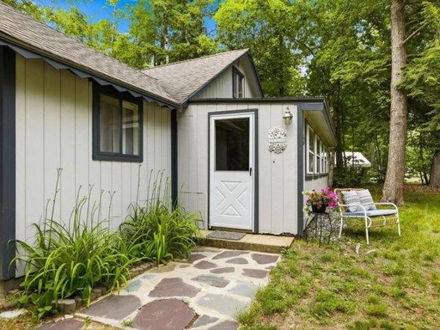 house with 3 bedroom, Moultonborough NH DS104234539