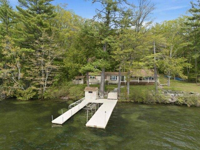 house with 3 bedroom, Moultonborough NH ES103969247