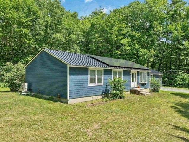 house with 3 bedroom, Moultonborough NH ES104188098
