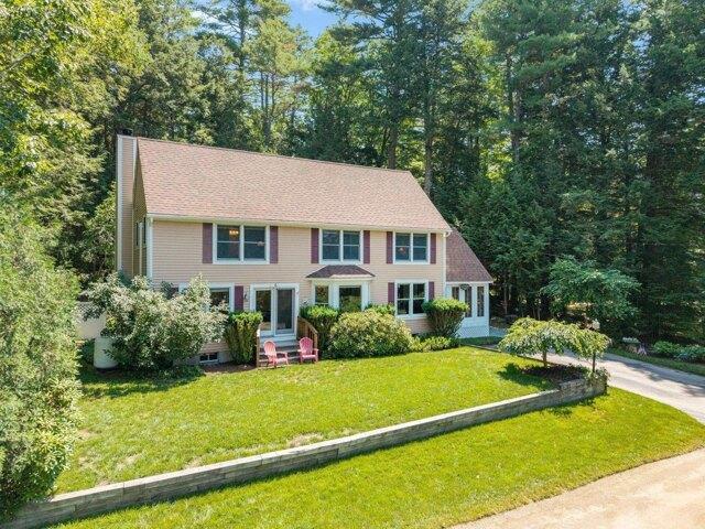 house with 3 bedroom, Moultonborough NH ES104262832