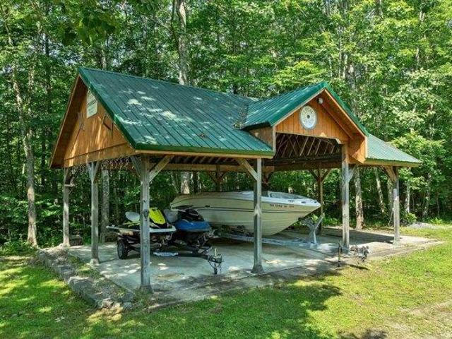 house with 3 bedroom, Moultonborough NH ES104851142