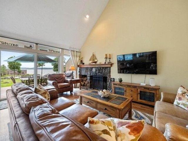 house with 3 bedroom, Moultonborough NH ES105190177