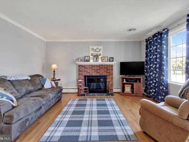 house with 3 bedroom, Mount Wolf PA ES104898459
