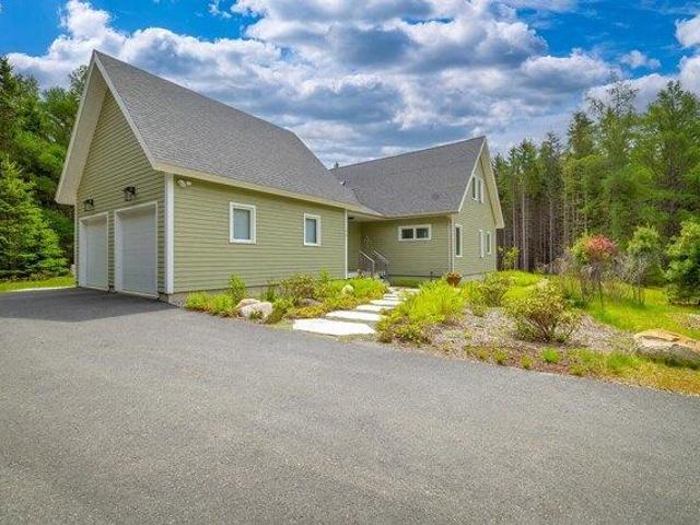 house with 3 bedroom, Mount Desert ME DS104075089
