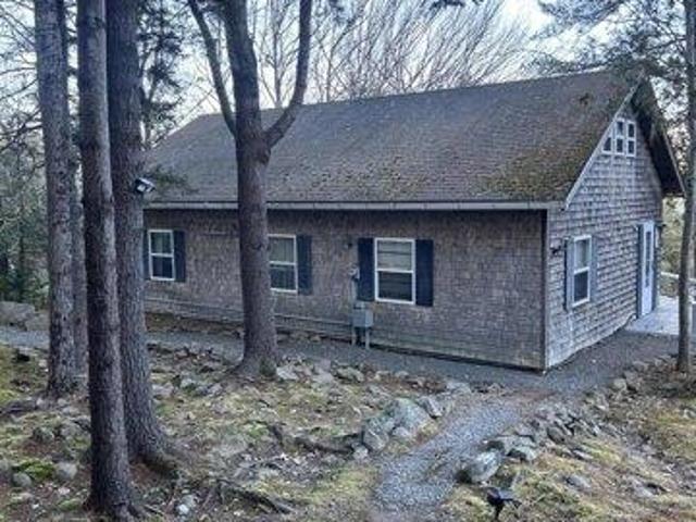 house with 3 bedroom, Mount Desert ME ES103185835