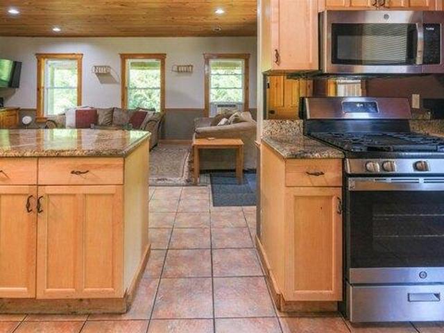 house with 3 bedroom, Mount Holly VT ES103968829