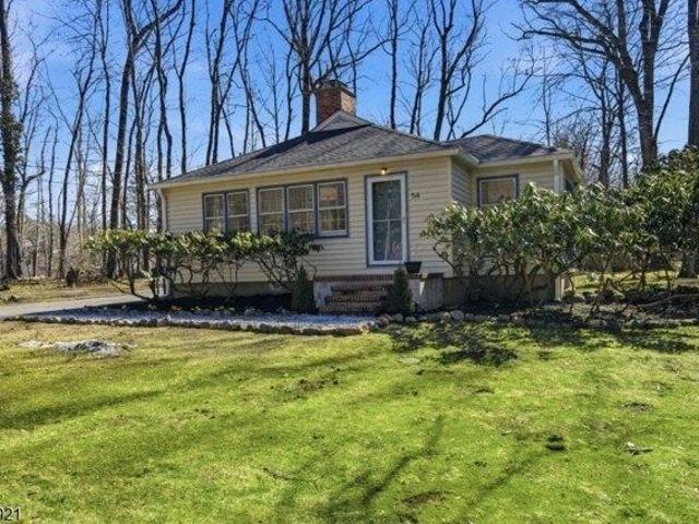 house with 3 bedroom, Mountain Lakes NJ DLS101799477