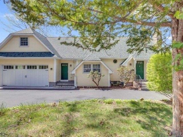 house with 3 bedroom, Mountain Lakes NJ DLS102528681