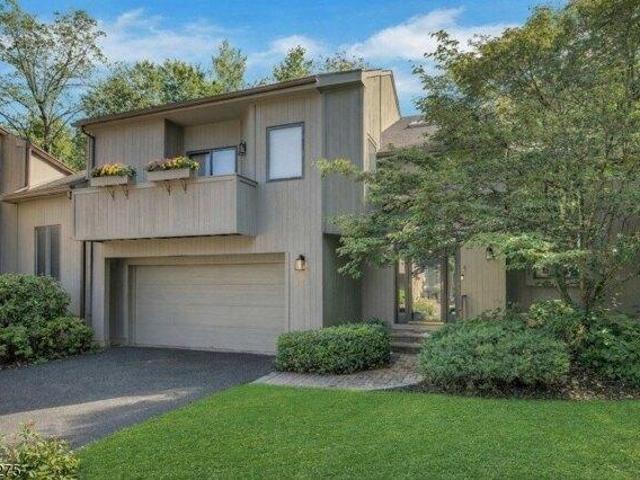 house with 3 bedroom, Mountain Lakes NJ DLS102027058