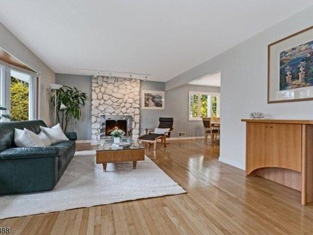 house with 3 bedroom, Mountainside NJ DS101858849