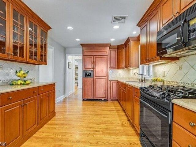 house with 3 bedroom, Mountainside NJ ES103187361