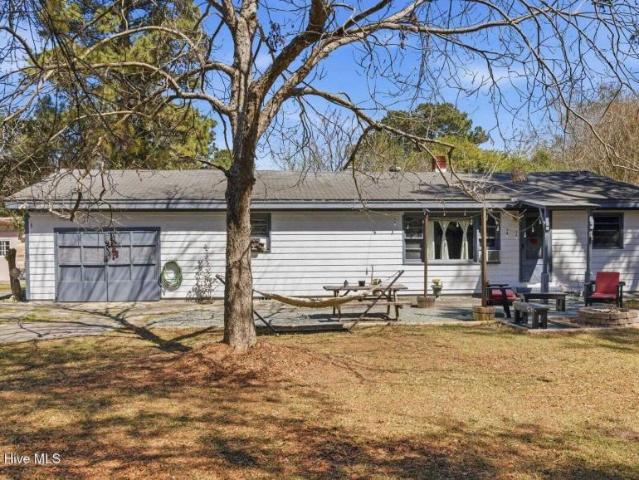 house with 3 bedroom, NC NC DLS101368588