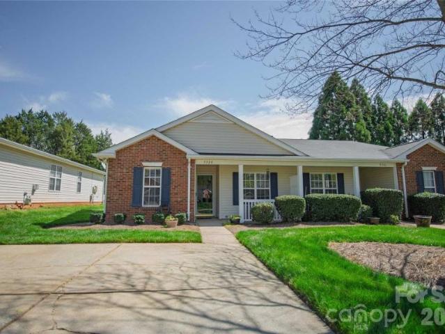 house with 3 bedroom, NC NC DLS101368692