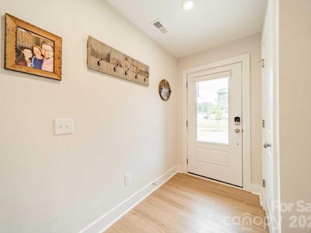 house with 3 bedroom, NC NC DLS101368258