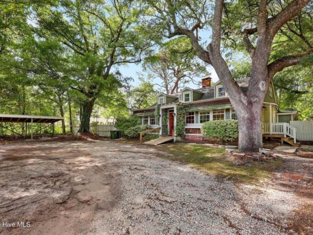 house with 3 bedroom, NC NC ES102339341