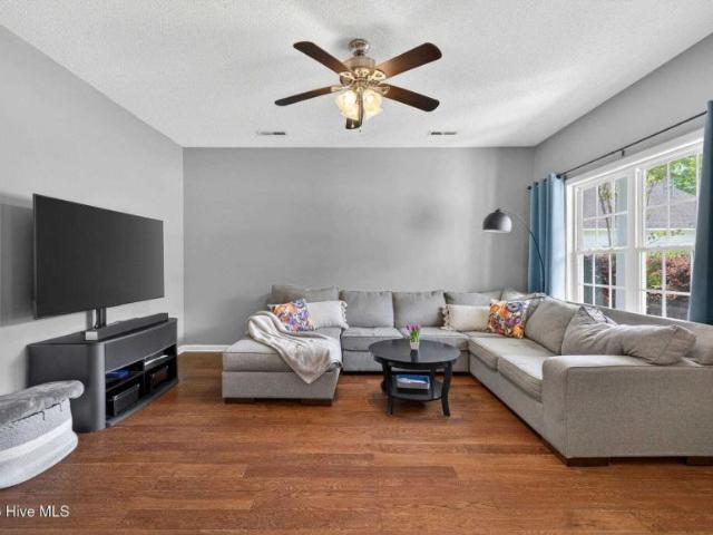 house with 3 bedroom, NC NC ES102468883