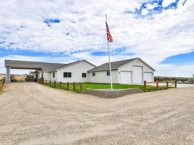 house with 3 bedroom, Nampa ID DLS93279744