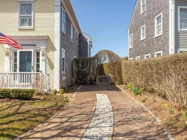 house with 3 bedroom, Nantucket MA DLS102634440