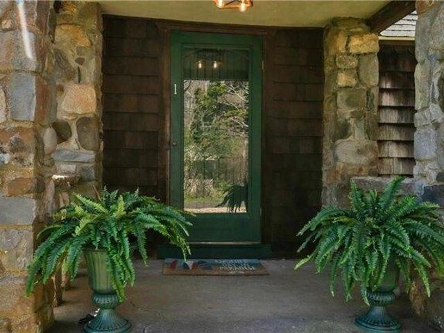 house with 3 bedroom, Narragansett RI DLS103034845