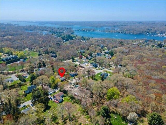 house with 3 bedroom, Narragansett RI DLS103102313