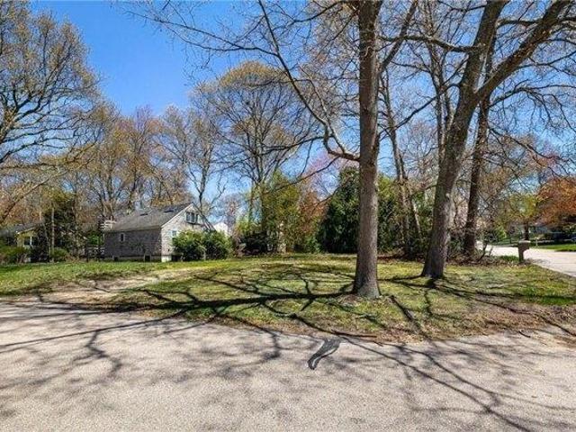 house with 3 bedroom, Narragansett RI DS102120597