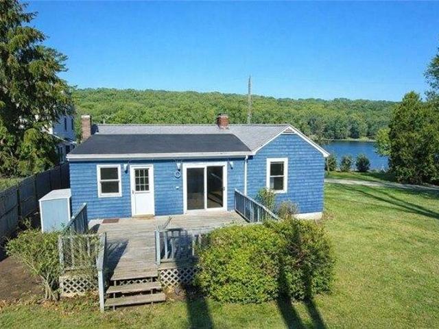 house with 3 bedroom, Narragansett RI DS102217558
