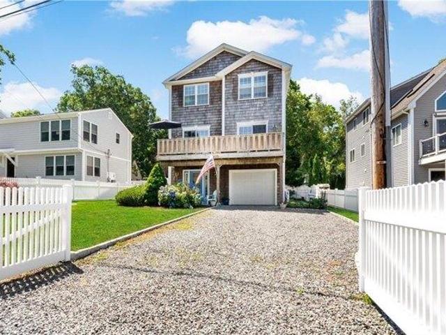 house with 3 bedroom, Narragansett RI DS104351368