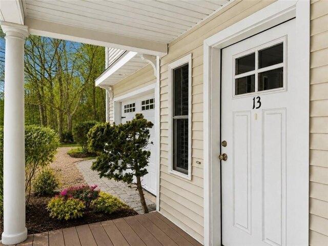 house with 3 bedroom, Narragansett RI ES103500126