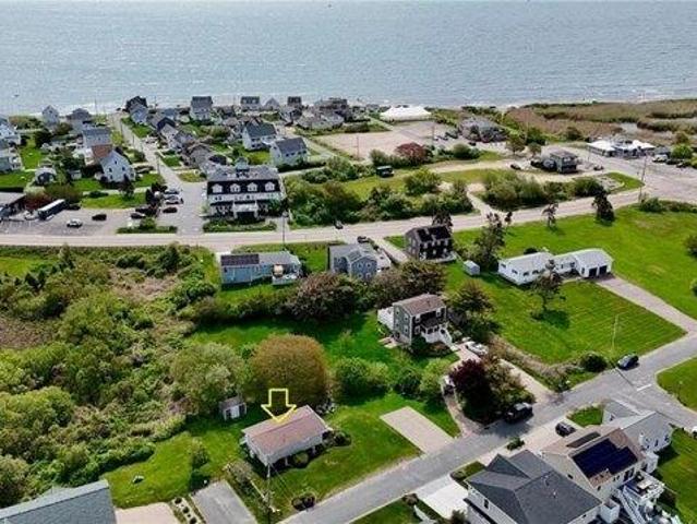 house with 3 bedroom, Narragansett RI ES103037122