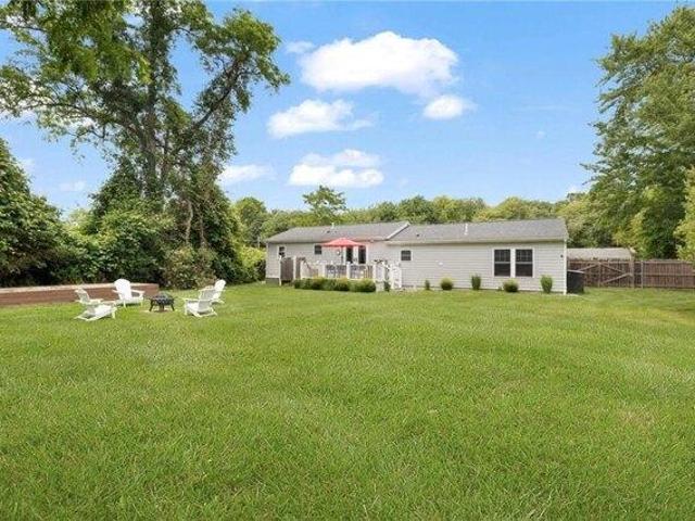 house with 3 bedroom, Narragansett RI ES104788503