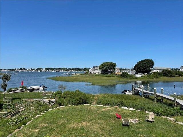 house with 3 bedroom, Narragansett RI ES105109404