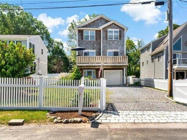 house with 3 bedroom, Narragansett RI ES105114683