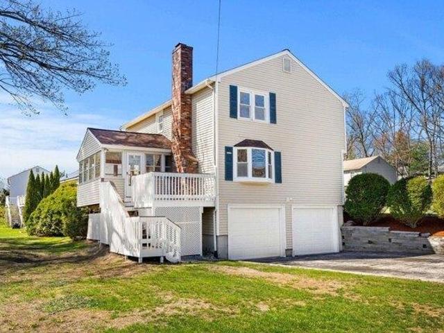 house with 3 bedroom, Nashua NH DLS102586871