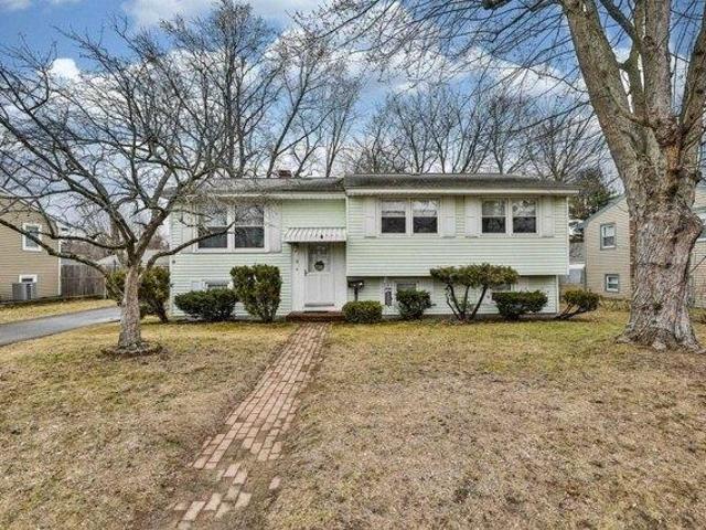 house with 3 bedroom, Nashua NH DLS103098693